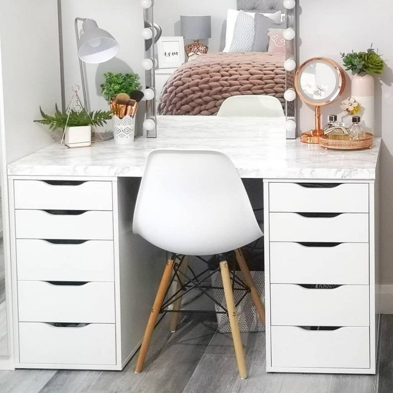 20+ Classy Dressing Table Design Ideas For Your Room