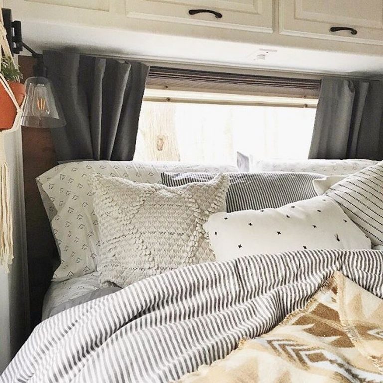 30+ Cozy RV Bed Remodel Ideas On A Budget