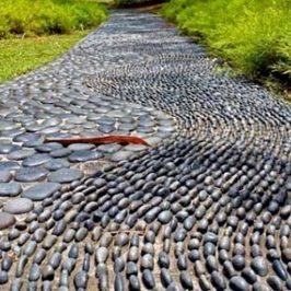 30+ Awesome Small Garden Ideas With Stone Path