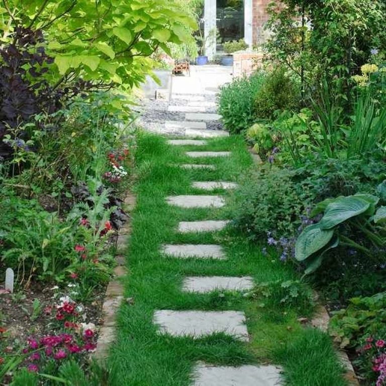 30+ Awesome Small Garden Ideas With Stone Path