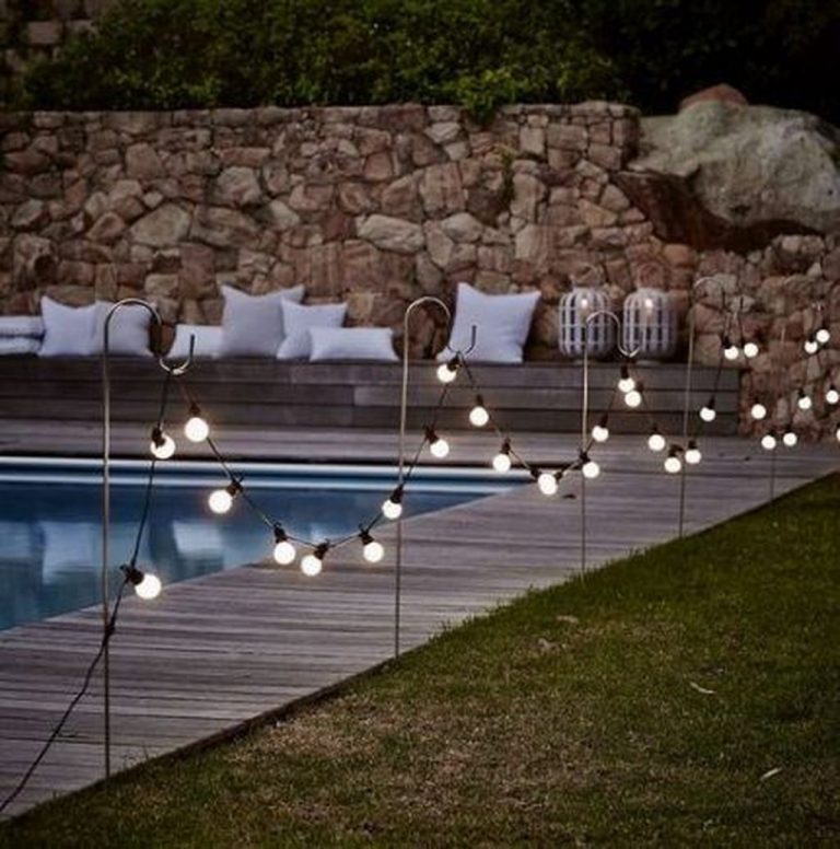 30+ Comfy Pool Seating Ideas For Your Outdoor Decoration