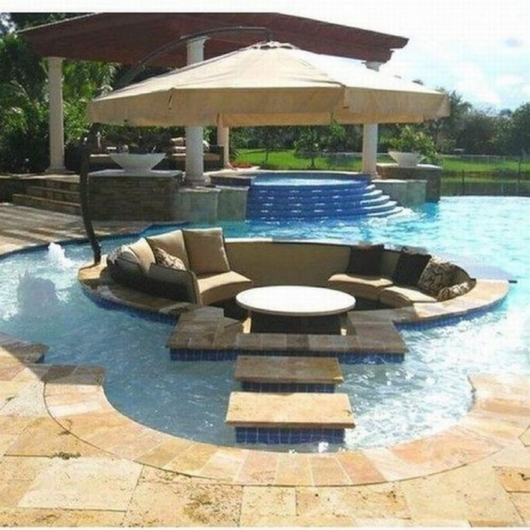 30+ Comfy Pool Seating Ideas For Your Outdoor Decoration