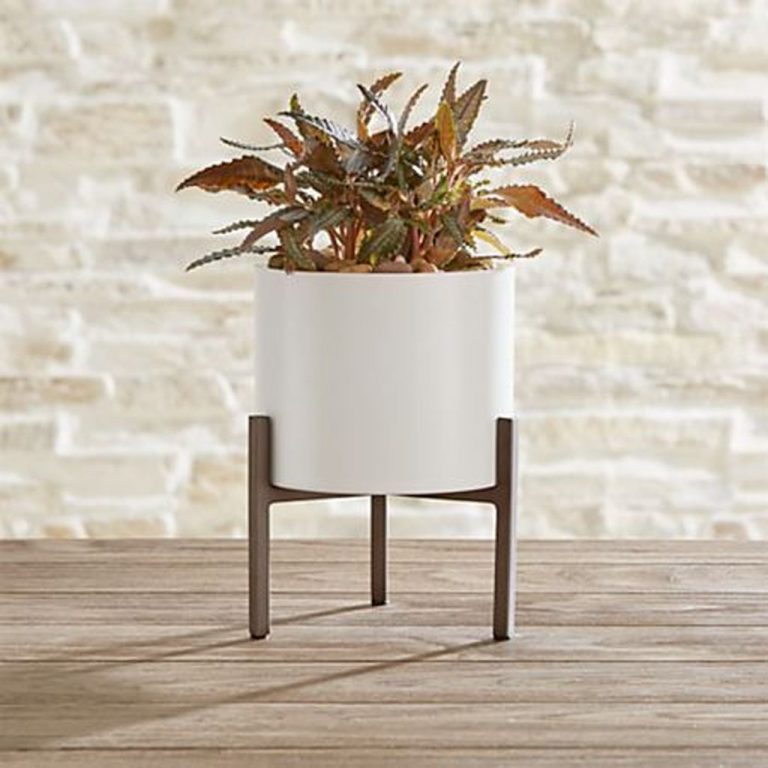 30+ Marvelous Small Planters Ideas To Maximize Your Interior Design