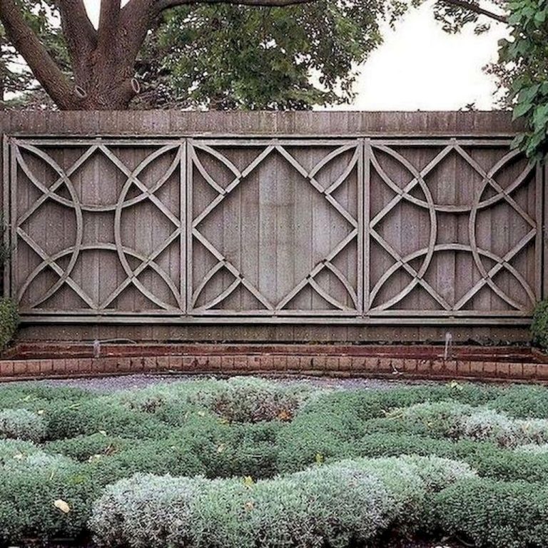 30+ Beautiful Garden Fence Decorating Ideas To Follow